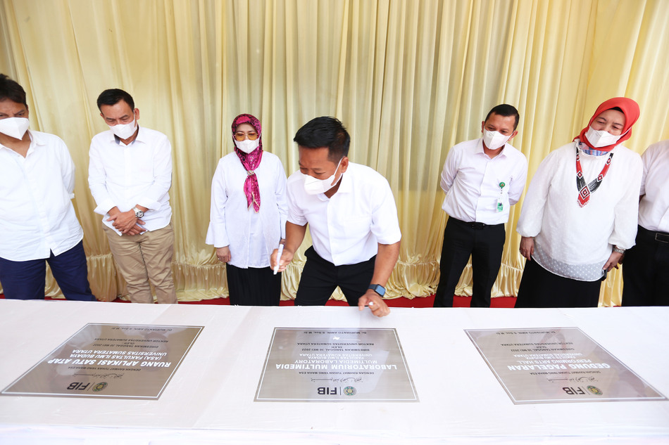 Rektor USU Resmikan Tiga Gedung di FIB | Universitas Sumatera Utara