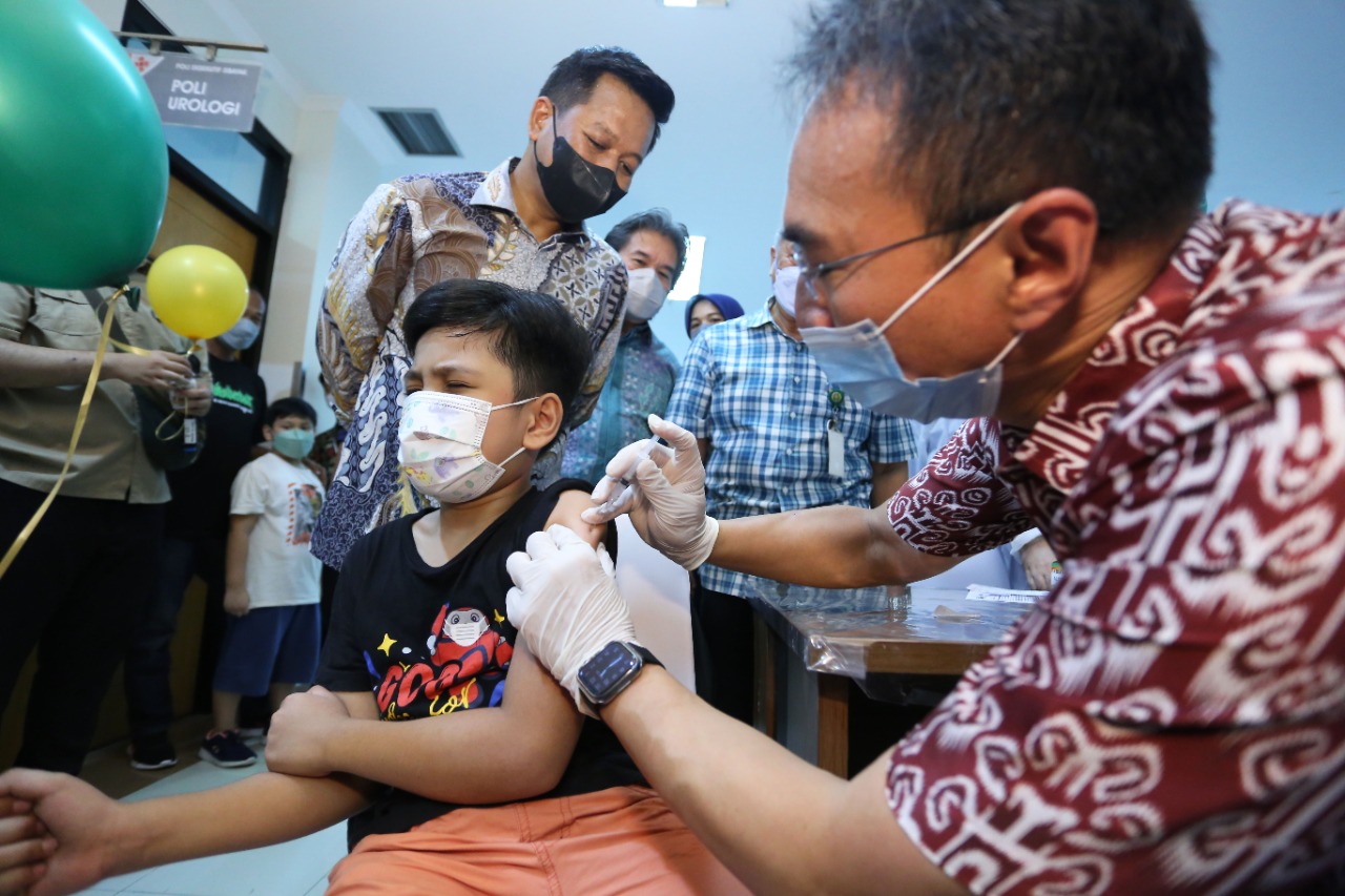 RS USU Sediakan 2.000 Dosis Vaksin Anak | Universitas Sumatera Utara